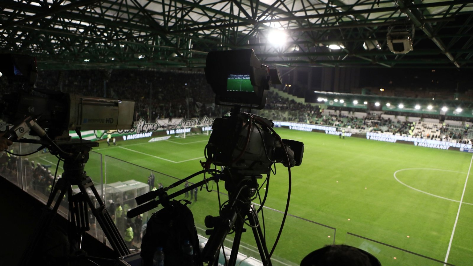 Live Stream η εκπομπή Monobala στον ΣΚΑΪ - Monobala