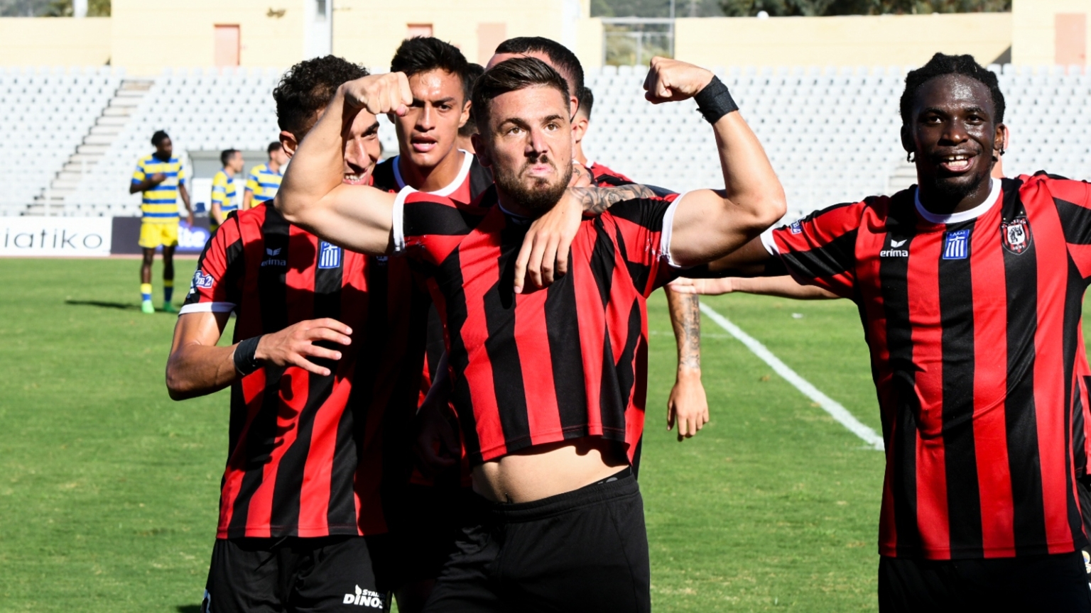 Παναχαϊκή - Αστέρας B' AKTOR 1-0: «Χρυσή» αλλαγή ο Ρόβας χάρισε το τρίποντο στους Πατρινούς ...